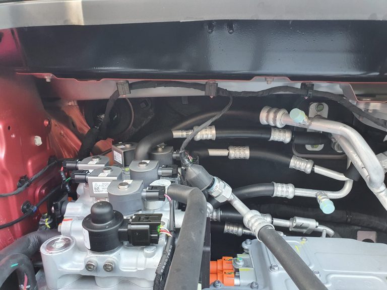 BYD Atto 3- under the bonnet - Jantec.nl