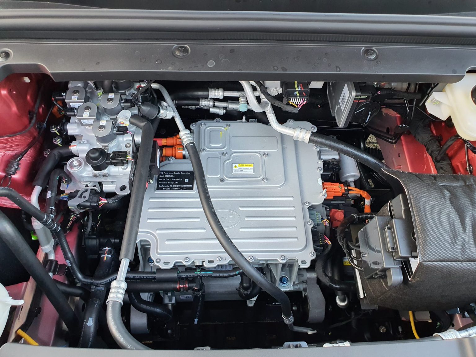 BYD Atto 3- under the bonnet - Jantec.nl